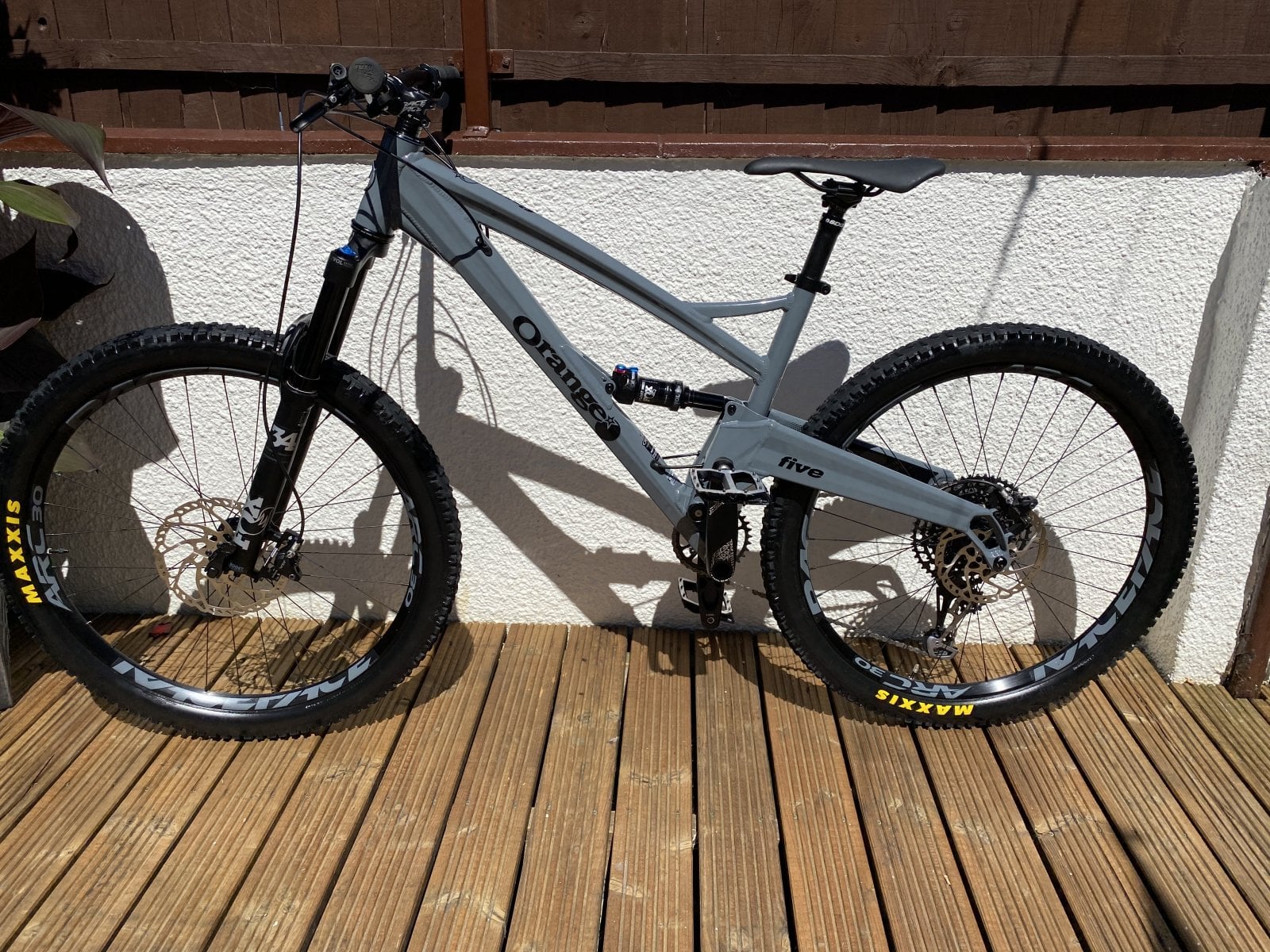 Sold - 2019 Orange Five Pro: 2595 | EMTB Forums