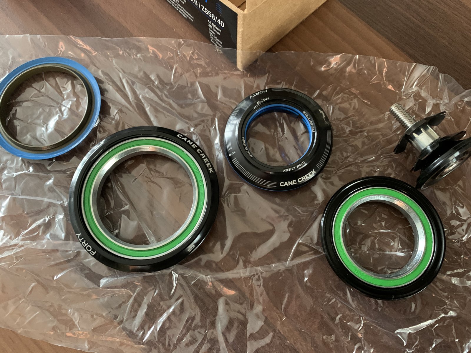 Removed acros lock block and fitted cane creek and 2021 debonair | EMTB ...