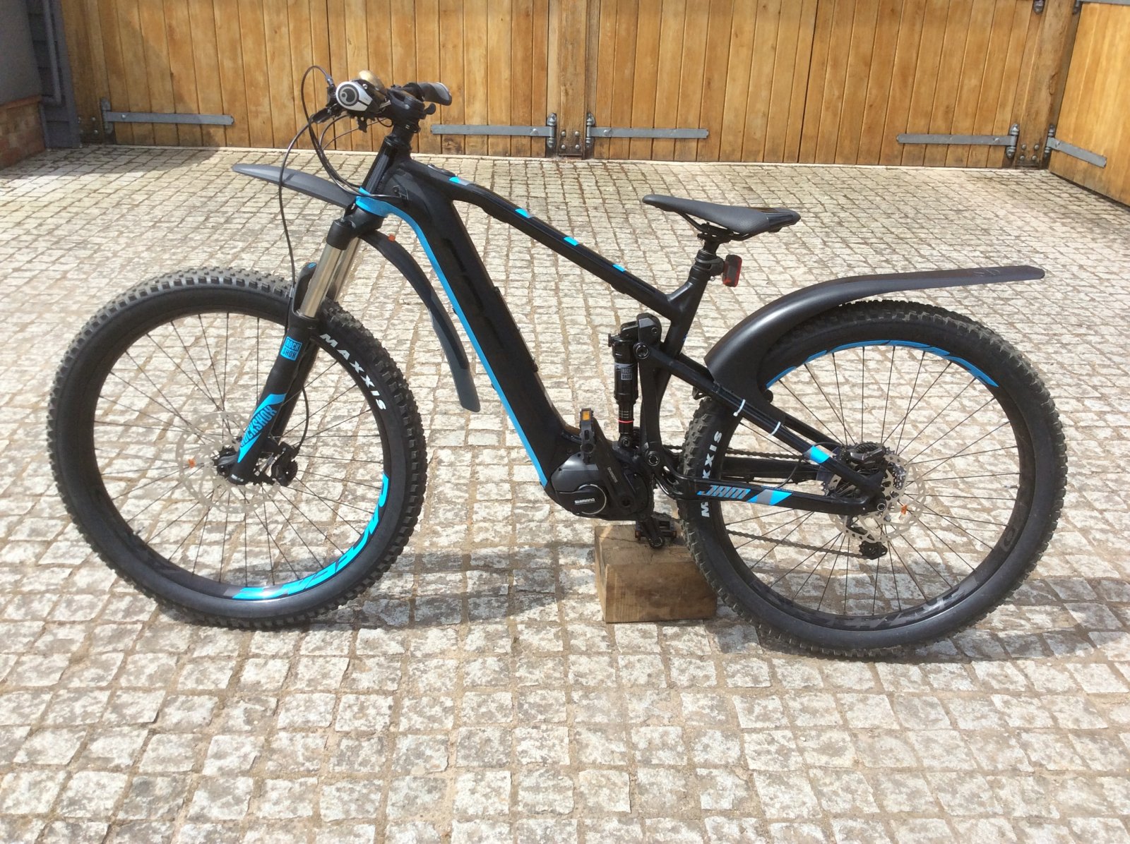 Handle bar replacement..swept and raised. | EMTB Forums