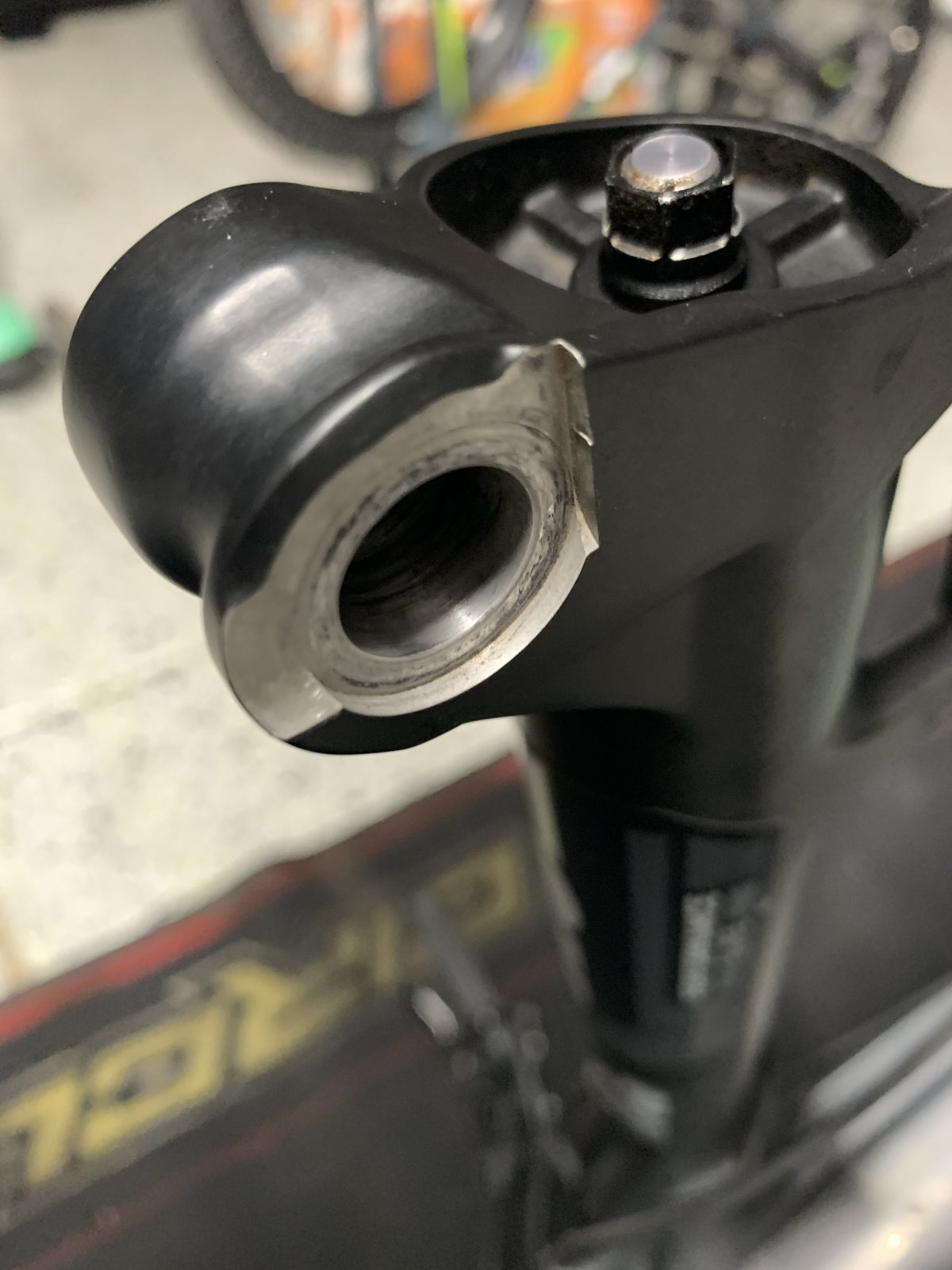 Other - Roval DH front hub manufacturer? Conversion kits for 15x110 ...