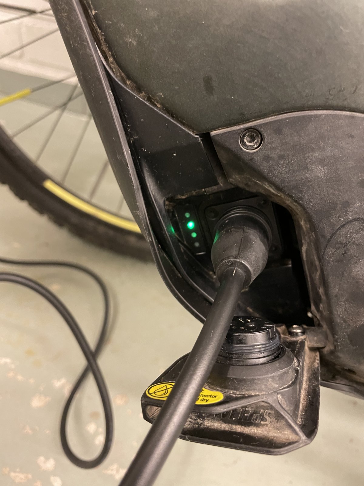 Levo Gen 2 - Levo battery issue - single green flashing light | Page 2 ...