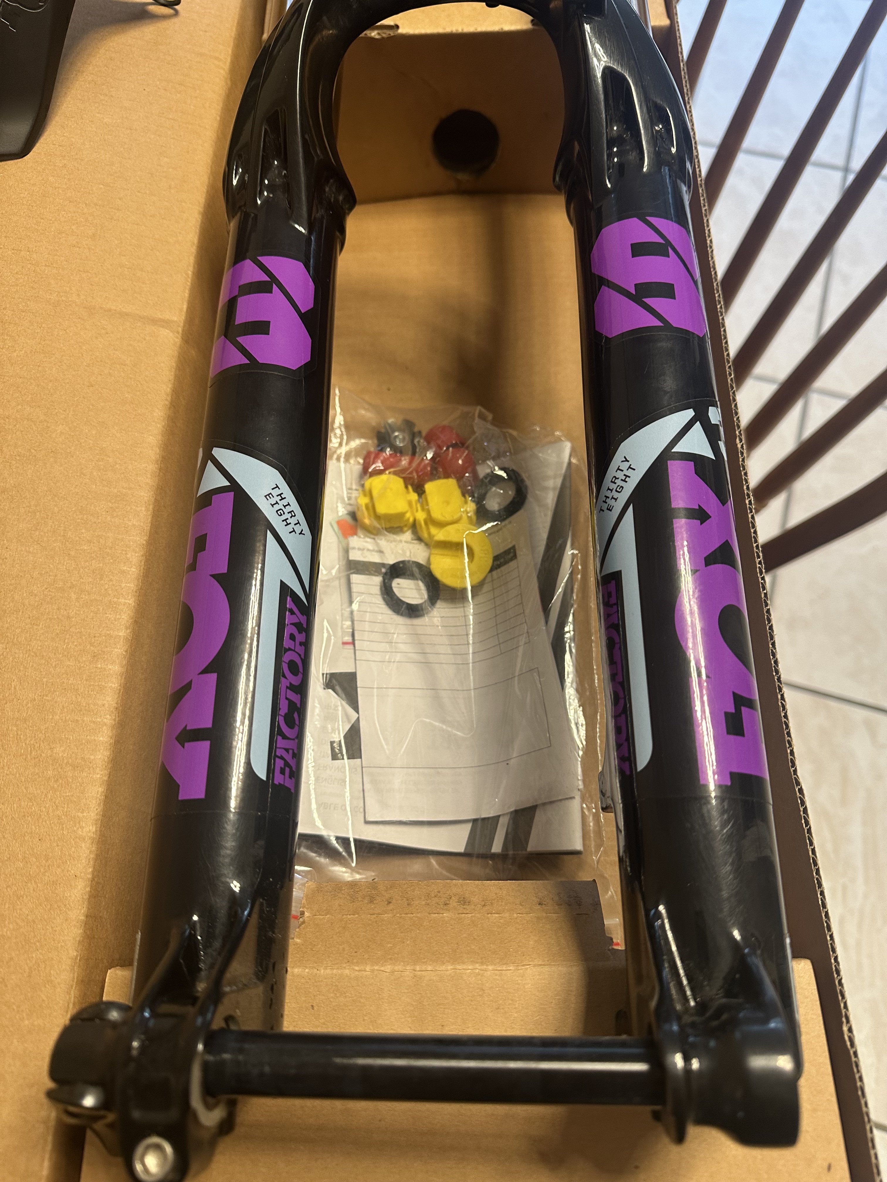 Sold - 2020 Fox Fox 38 grip 2 £500: Milton keynes | EMTB Forums