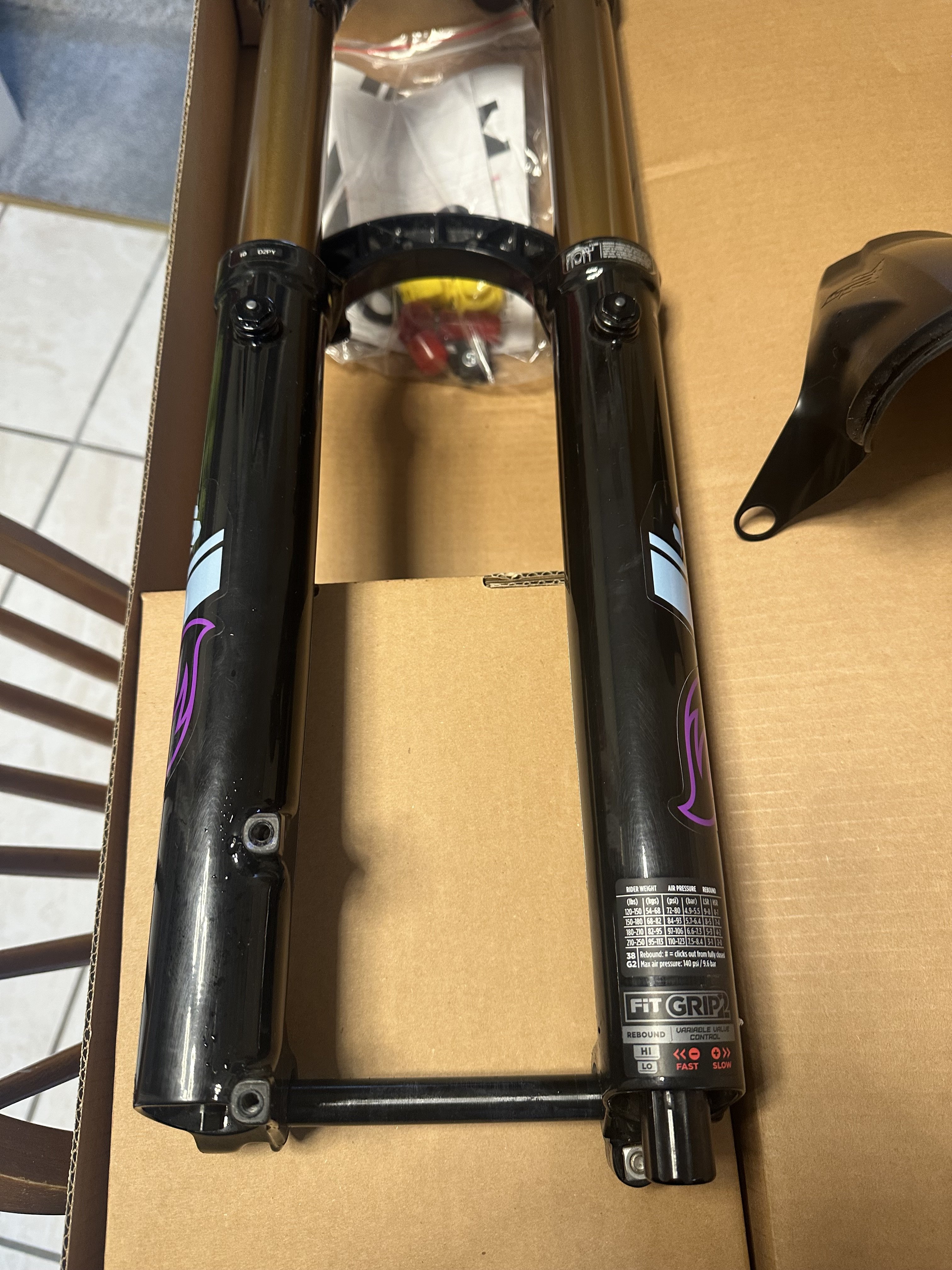 Sold - 2020 Fox Fox 38 grip 2 £500: Milton keynes | EMTB Forums