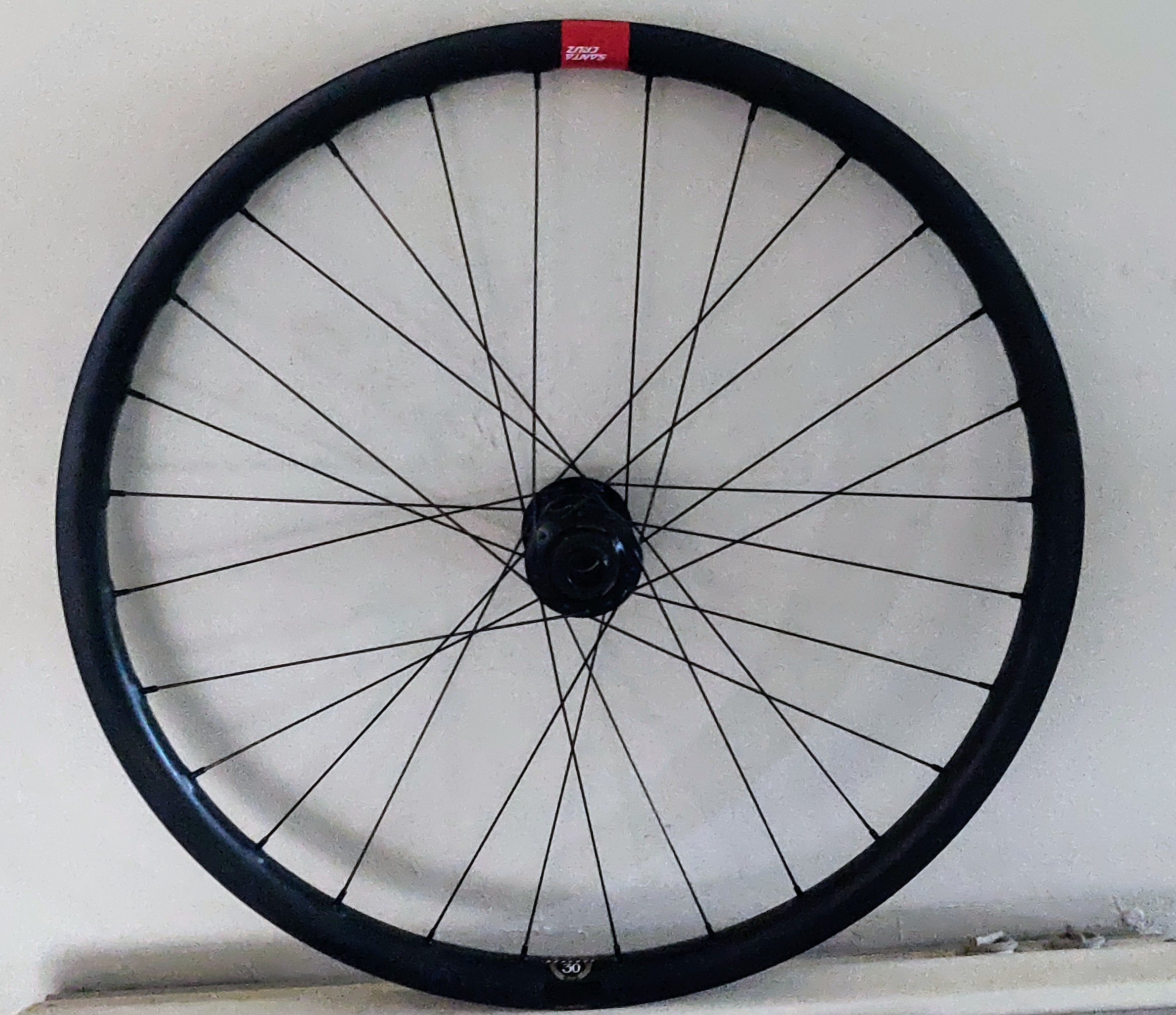 Sold - 2020 Santa cruz reserve 30 carbon 27.5 front wheel 110x20 boost ...