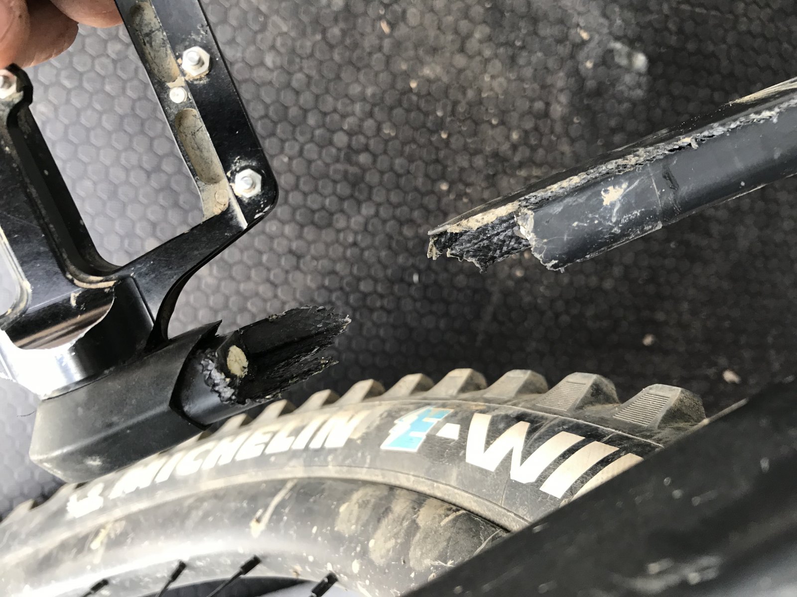 Snapped carbon crank | EMTB Forums