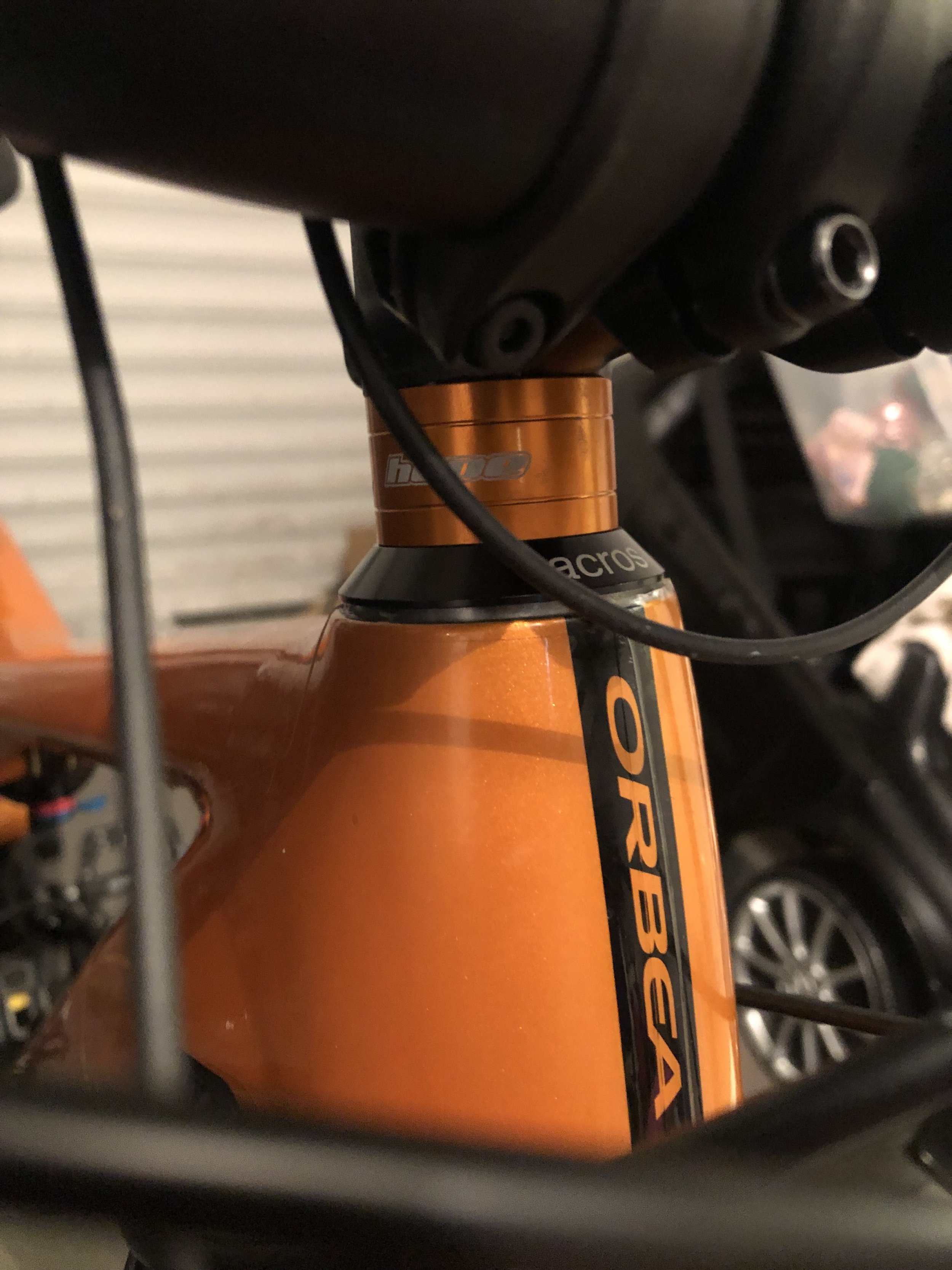 gap under headset cover on Orbea Rise | EMTB Forums